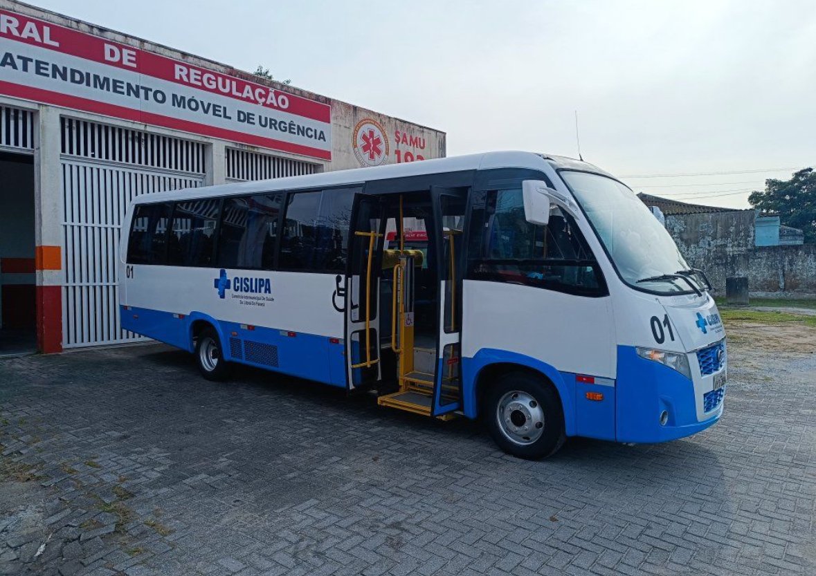 Micro-ônibus volta a circular após anos parado e atenderá pacientes do ...